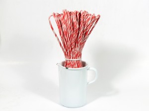 Candy stripes in red and white, bulky and fantastic for gift wrappings ...